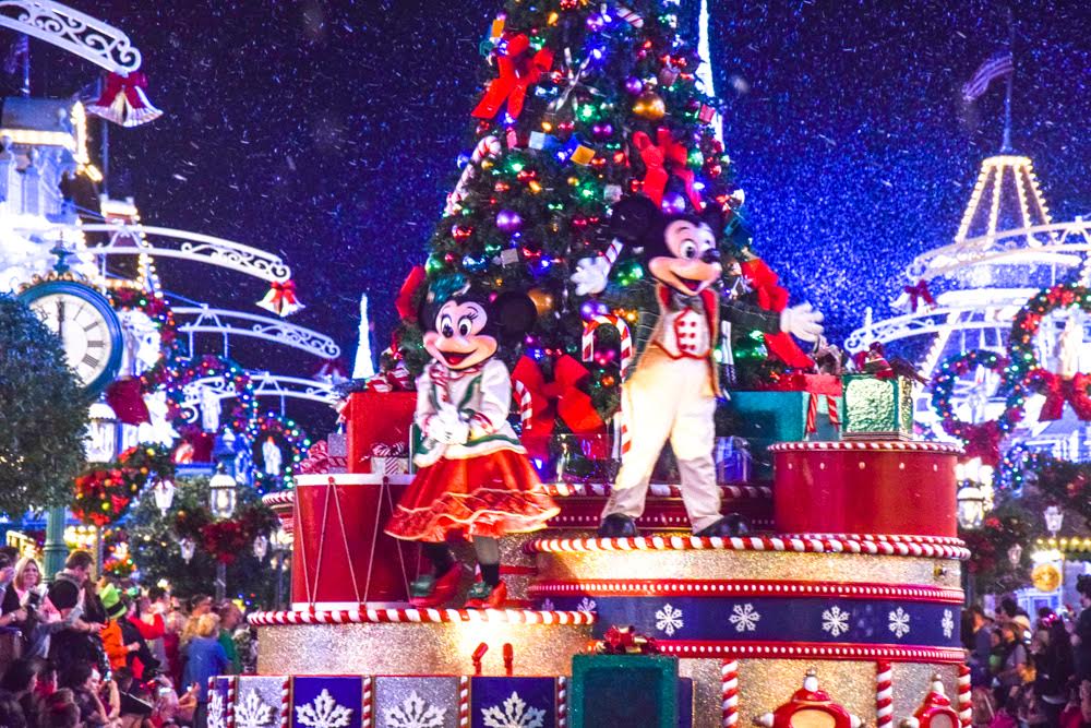 Mickey Very Merry Christmas Party: o Natal mágico da Disney - It Mãe